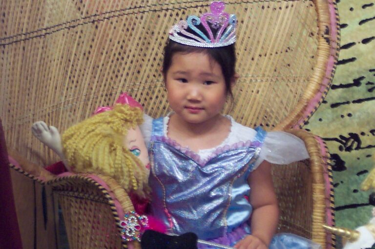 Suzae/Child of God/John 1:12 - Artist/Evangelist/Heaven Flyer