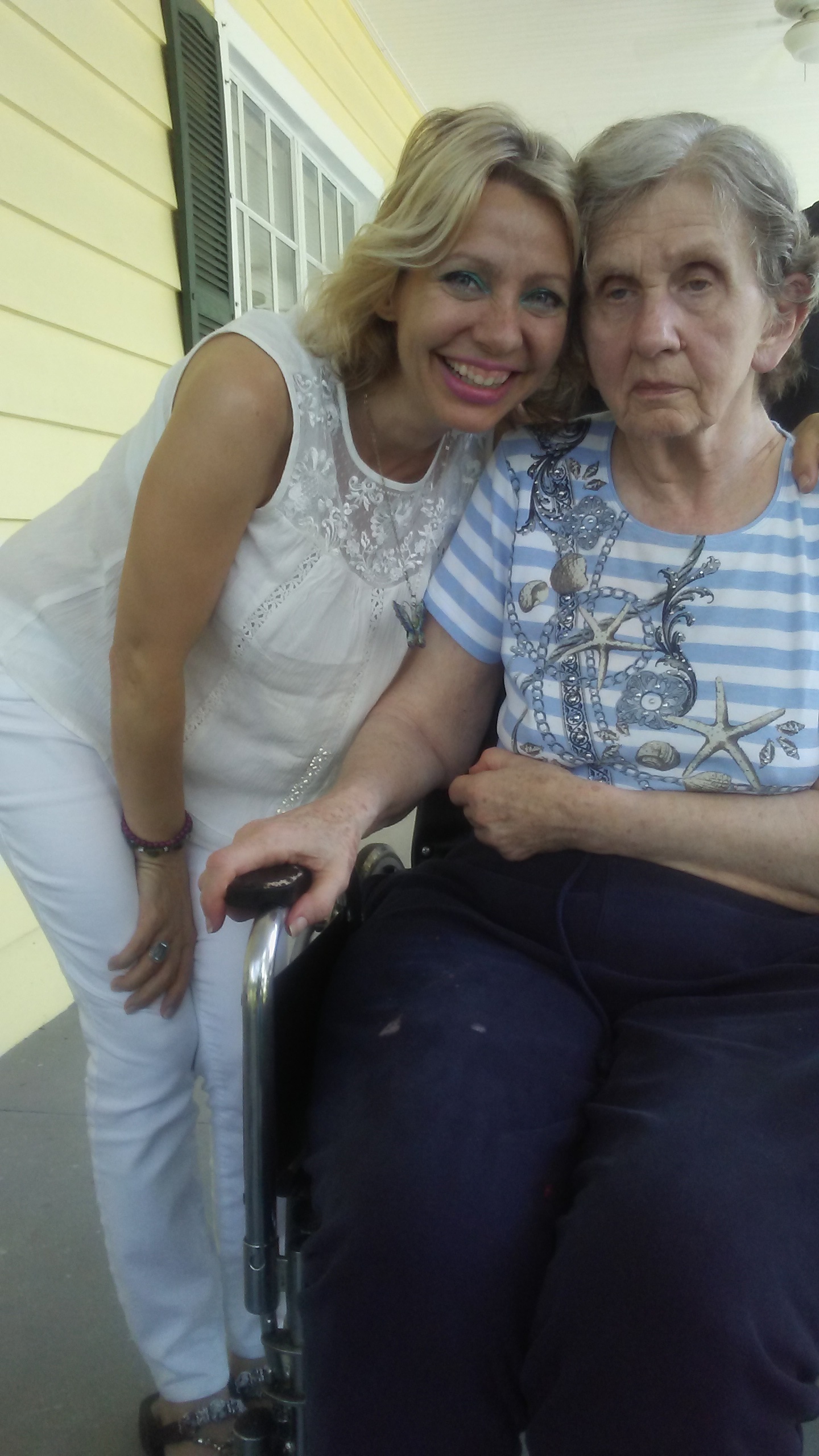 Suzae/Child of God/John 1:12 - Artist/Evangelist/Heaven Flyer